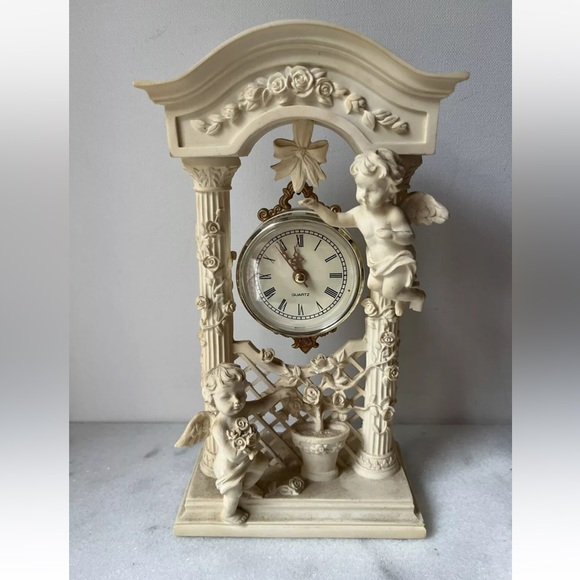 Avon | Accents | Vintage Avon Cherub Clock | Poshmark